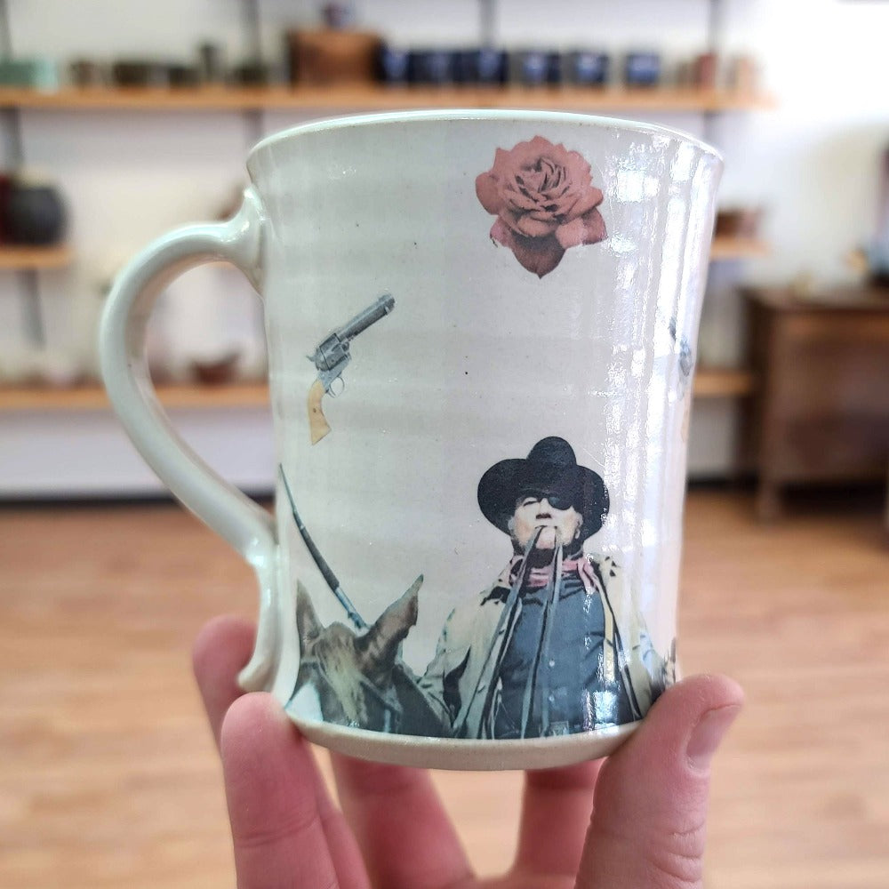 Fill Your Hands! – Red Bison Studio